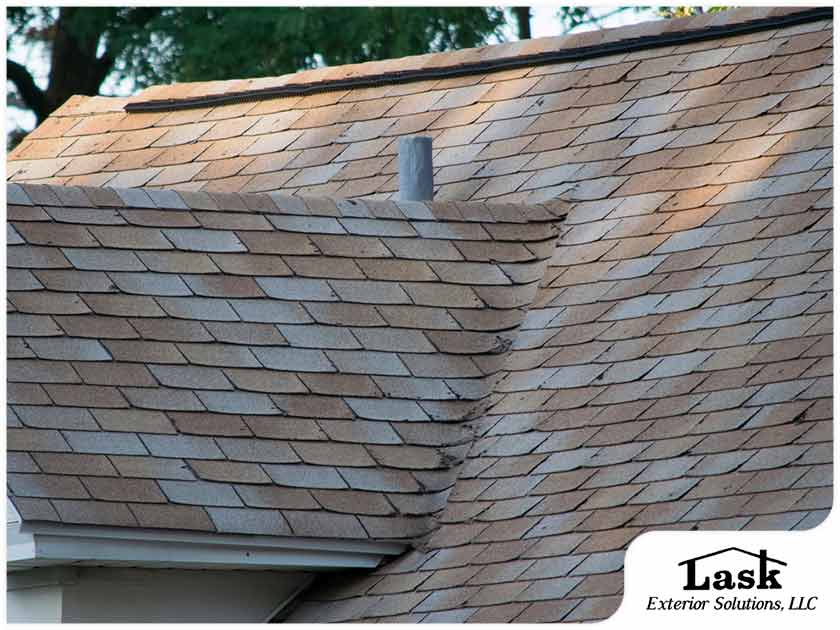 How to Differentiate Shingle Cracking And Splitting